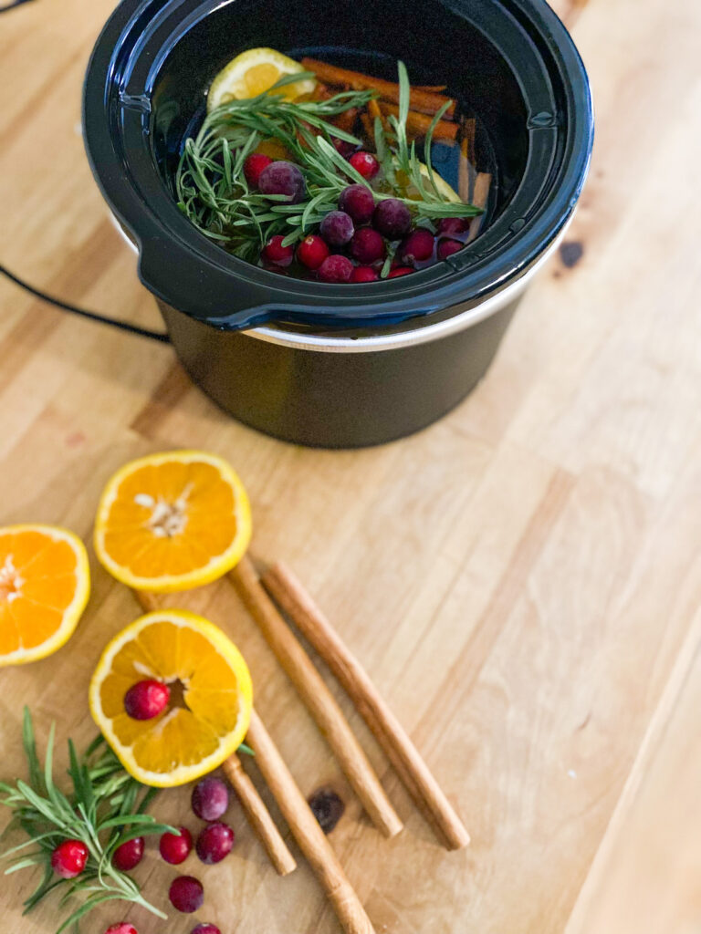 Easy Crockpot Potpourri | The Evergreen Acre